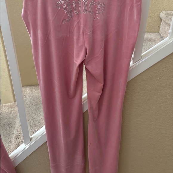 Juicy Couture | Pants & Jumpsuits | Juicy Couture Nwt Rose Velour Tracksuit | Poshmark